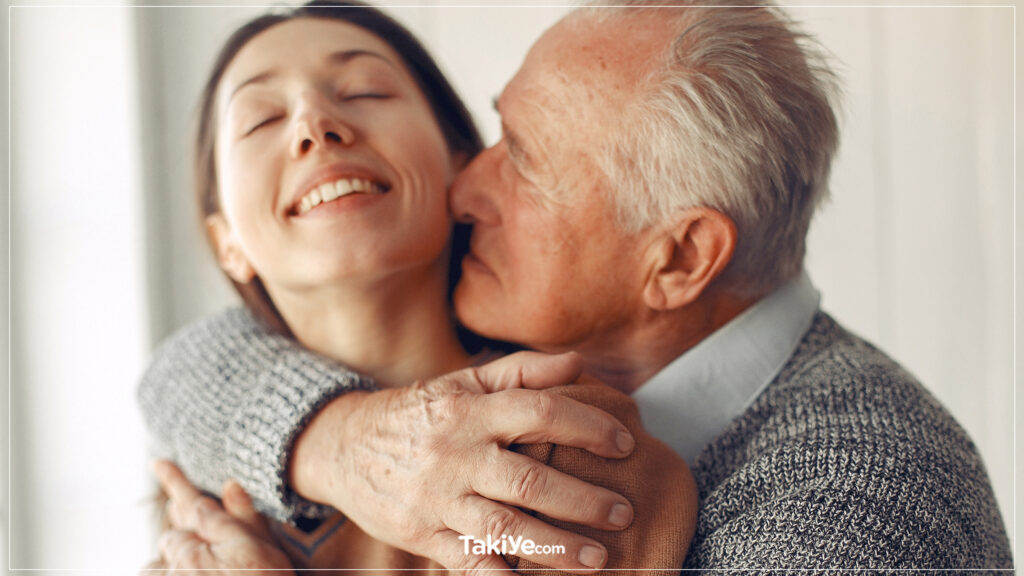 Yaşlı Erkekler Neden Genç Kadınlara Bakar? - Takiye.com